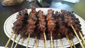 5 Tempat Makan Sate Kambing Tersohor di Surabaya | 1001malam